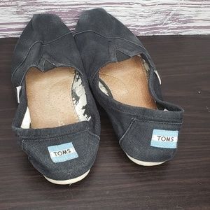 Toms | Shoes | Black Classic Toms Slip On Shoes | Poshmark